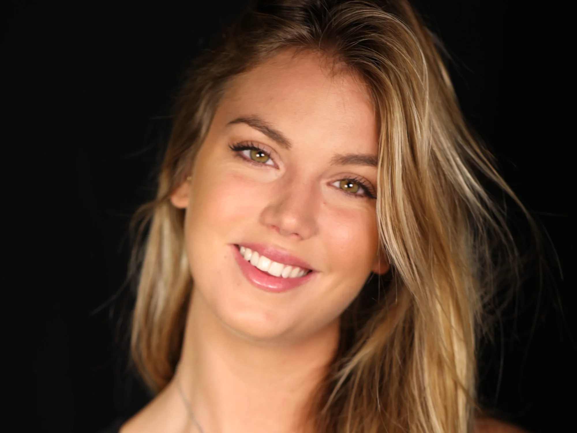 Alice De André: “Ho pensato di cambiare il cognome” - Trash Italiano