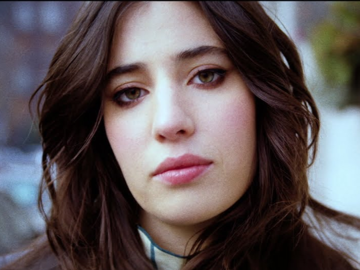 Chiamamifaro: “Una vita a sentirmi dire che sono raccomandata” - Trash ...