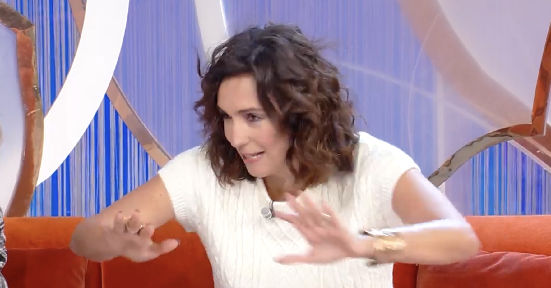 Caterina Balivo ripete tre volte la domanda all’ospite ma viene ...